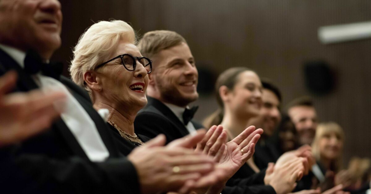 Getting ready for the theatre with Acquaint